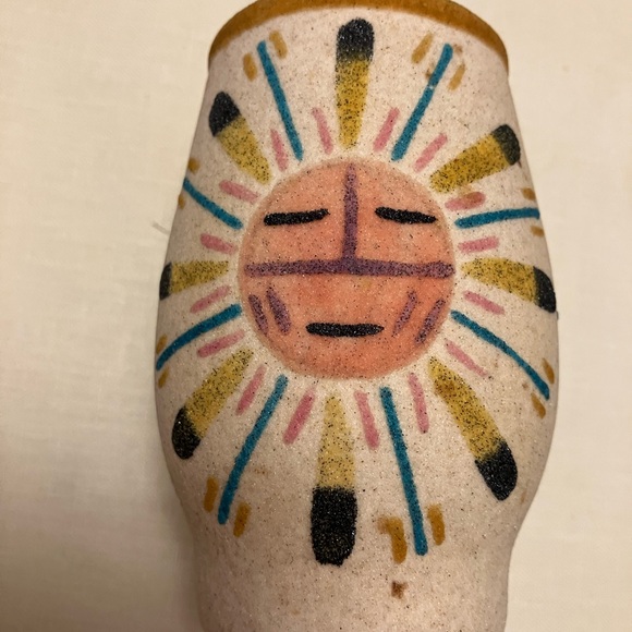 NAVAJO SAND PAINT~RAINBOW WAY LTD | Accents | Navajo Pottery Sand Paint ...
